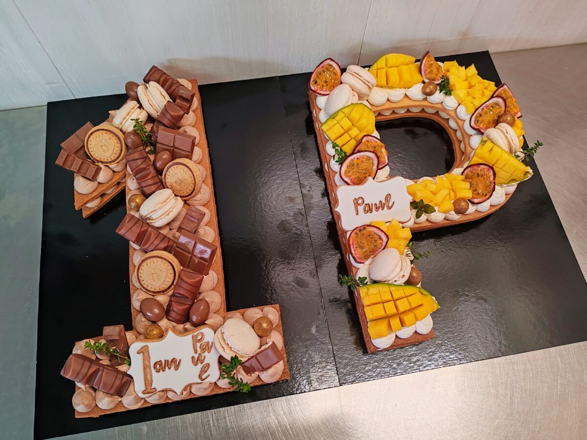 Number & Letter Cakes - Sucré Design 53